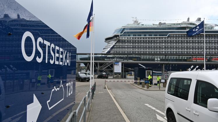 Sprengstoff-Alarm auf „Mein Schiff”: Kreuzfahrtschiff geräumt