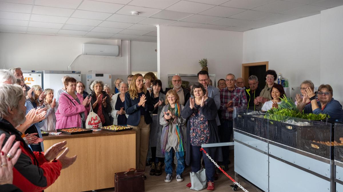 Norder Tafel weiht neue Räume ein: „Luft zum Atmen“