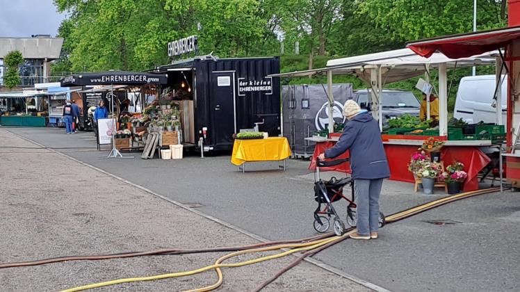 Stadtfest Bad Oldesloe: Besuch auf dem Wochenmarkt im Exer-Exil