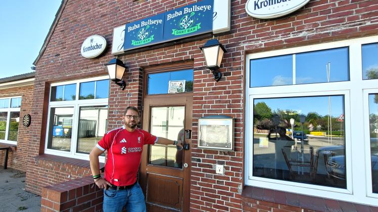 Buba Bullseye Bar Holo eröffnet: Whirlpool und Darts zur WM