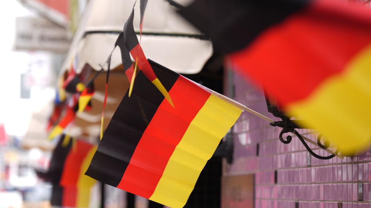 Hamburg verlängert U-Bahn-Betrieb für WM-K.O.-Spiel