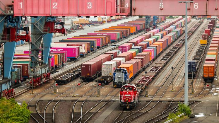 CDU sieht Risiken wegen Analogfunks im Eisenbahnhafen